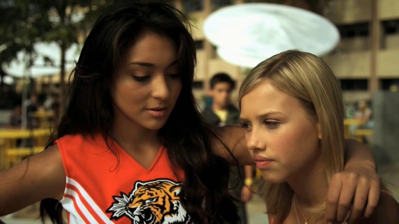 scifi tv series: Supah Ninjas (2011– 2013)